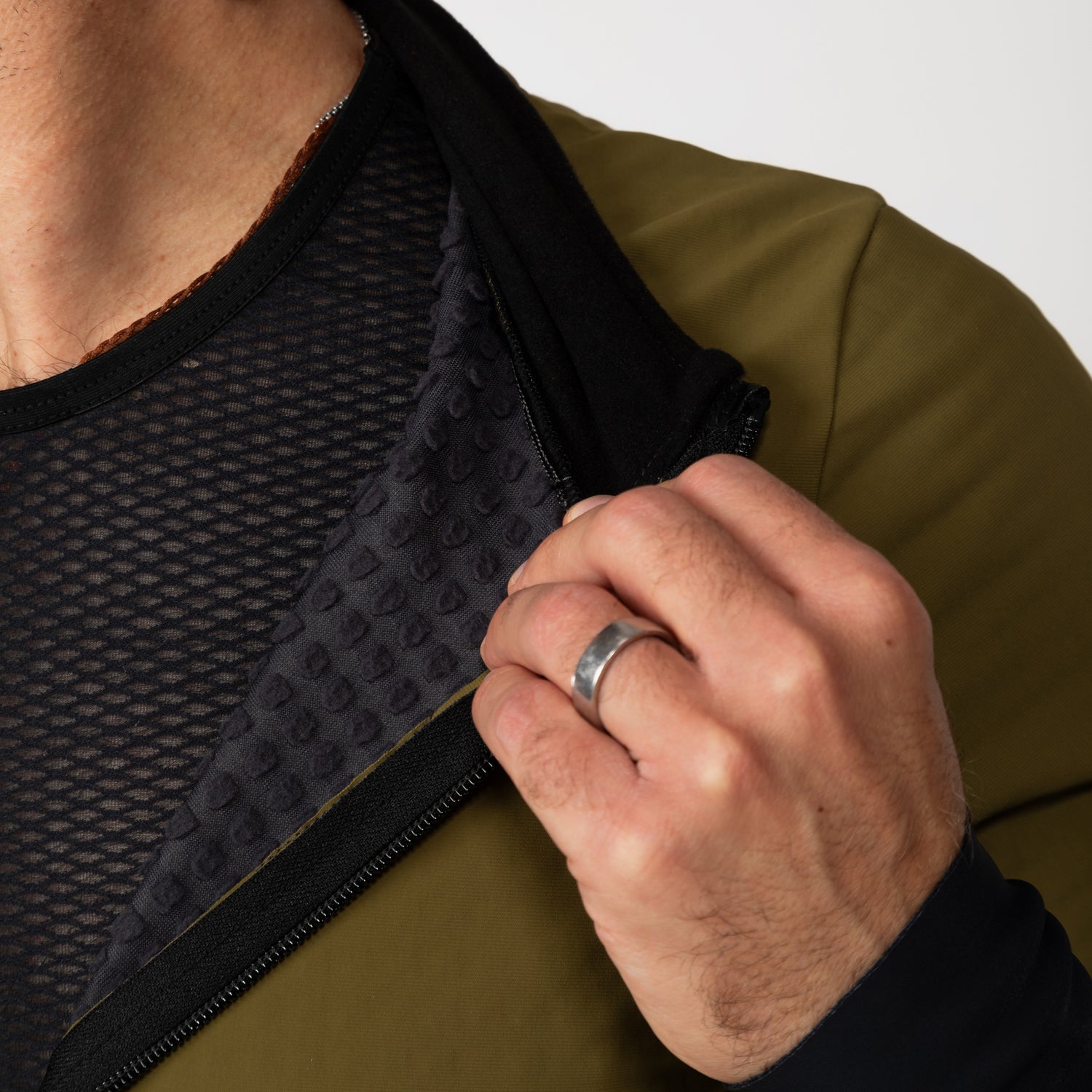 Lusso | Cycling Clothing and Accessories